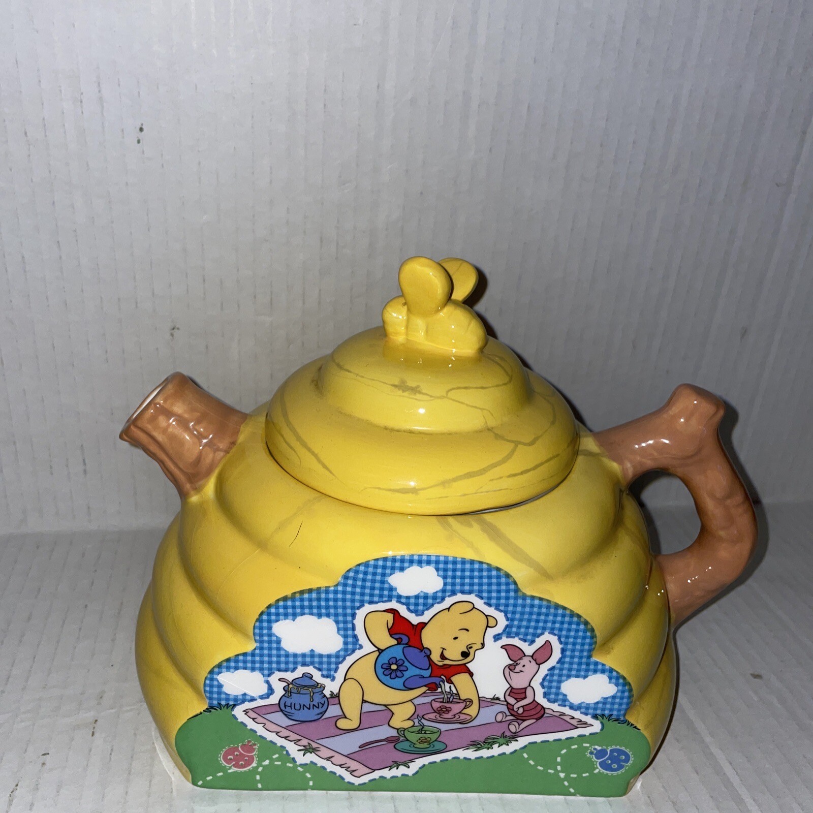 Disney Winnie the Pooh Beehive Bee Piglet Ceramic Tea Pot Houston ...