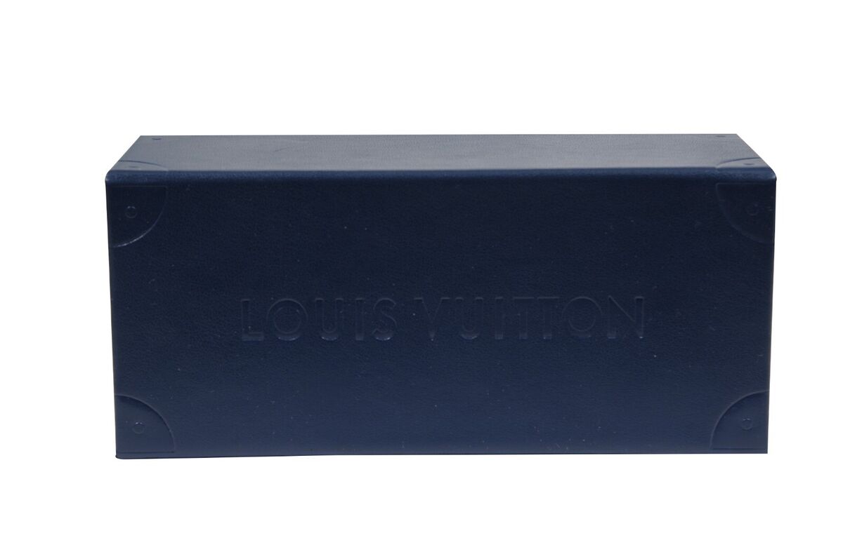 Louis Vuitton LV Waimea Sunglasses Black Monogram Logo Louis Vuitton LV Waimea Sunglasses Black Monogram Logo