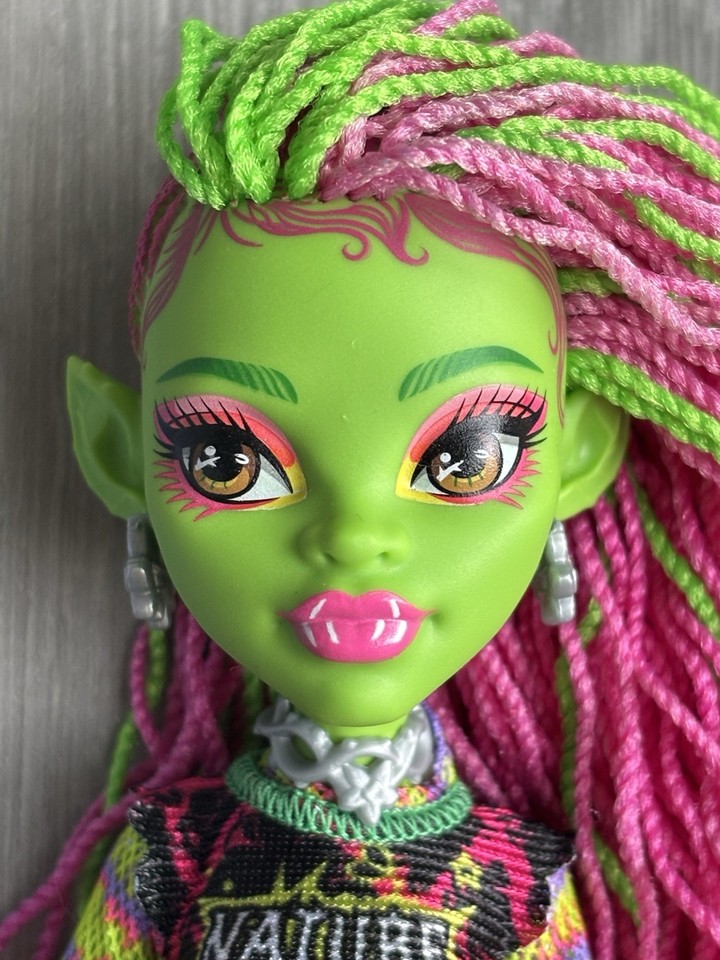 Monster High Venus McFlytrap Doll Generation 3 G3 Mattel + Extras ...