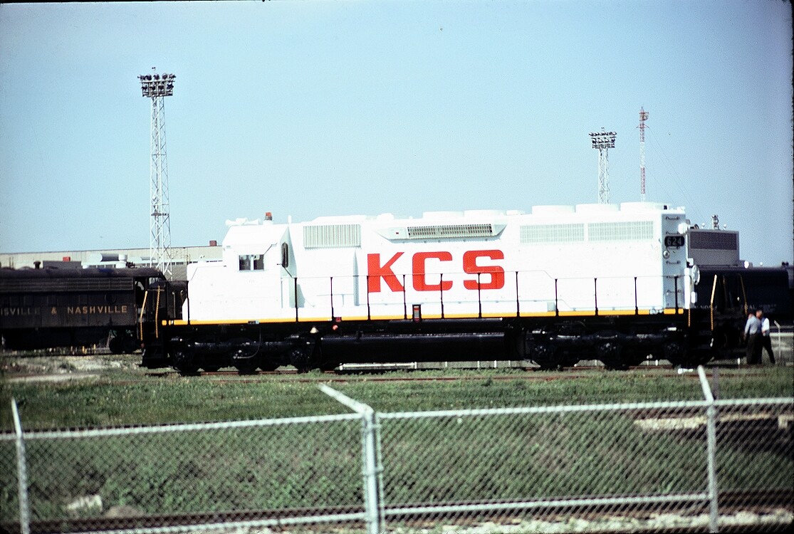 Kansas City Southern (KCS) - SD40-3 - #624 - Original 35mm Slide *FRESH ...