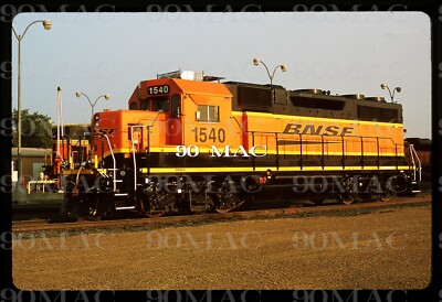 BNSF. EMD GP38-2 #1540. Glendive (MT). Original Slide 2015. | eBay