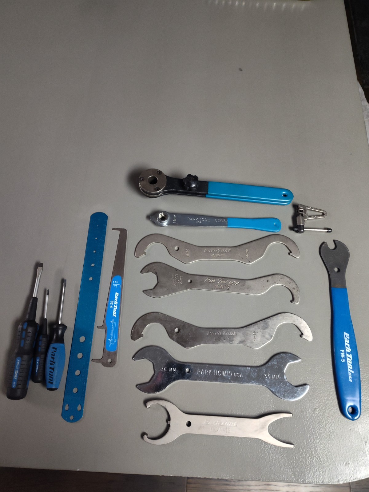 Lot of PARK TOOL Bycycle Tools CT-5, CCW3, BBT-6, PW-5, HCW-10, 12, 17 ...