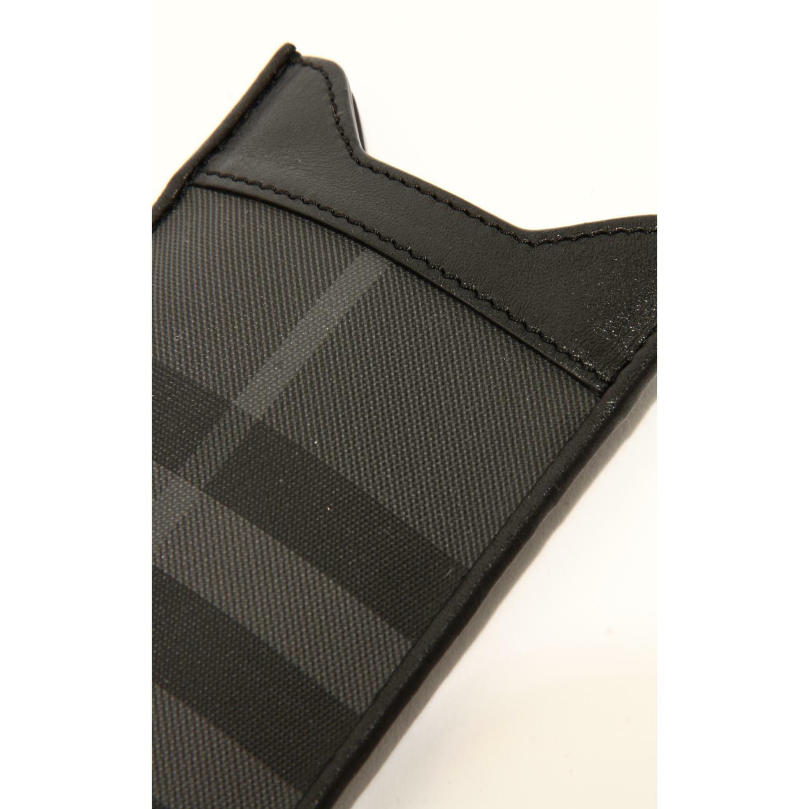 93377 porta cellulare BURBERRY BLACK CHECK accessori uomo mobile phone ...