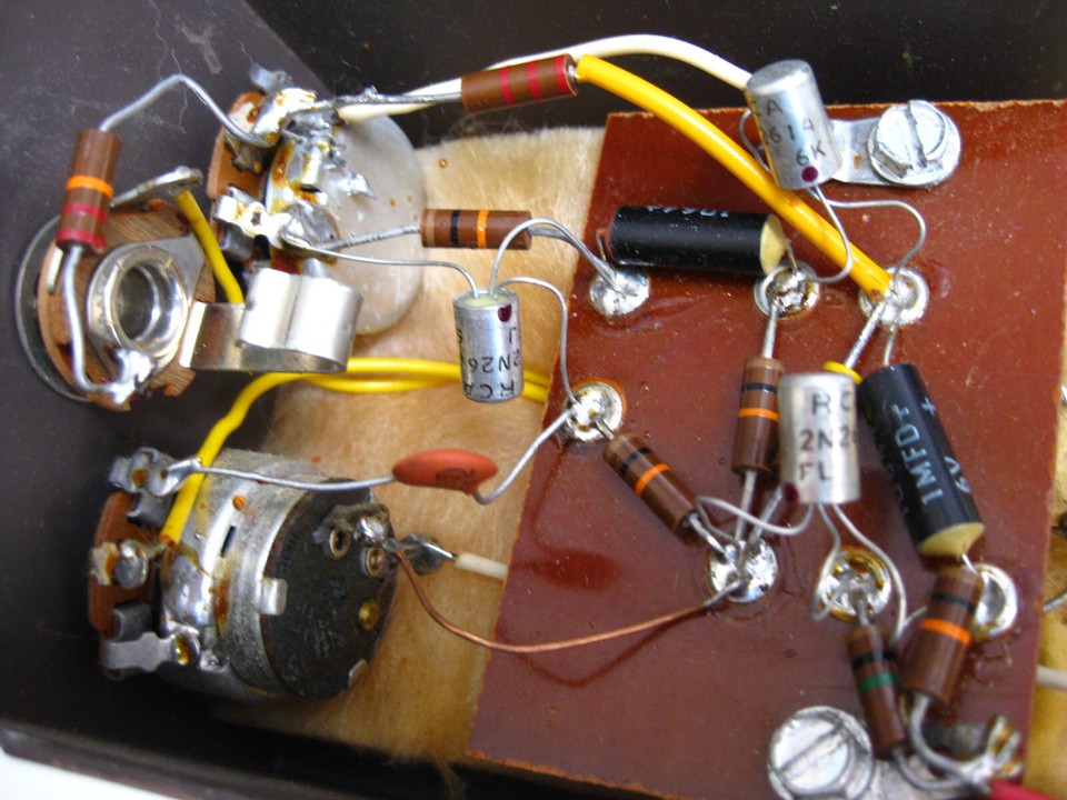 Vintage 1965 Maestro FZ-1A Fuzz Tone by Gibson Fuzz Guitar Effect Pedal ...