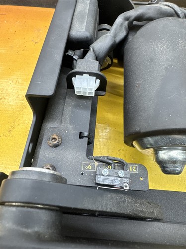 🥇Quickie Q500M Seat Tilt Actuator/ Assembly NAQ002-C Power Wheelchair ...