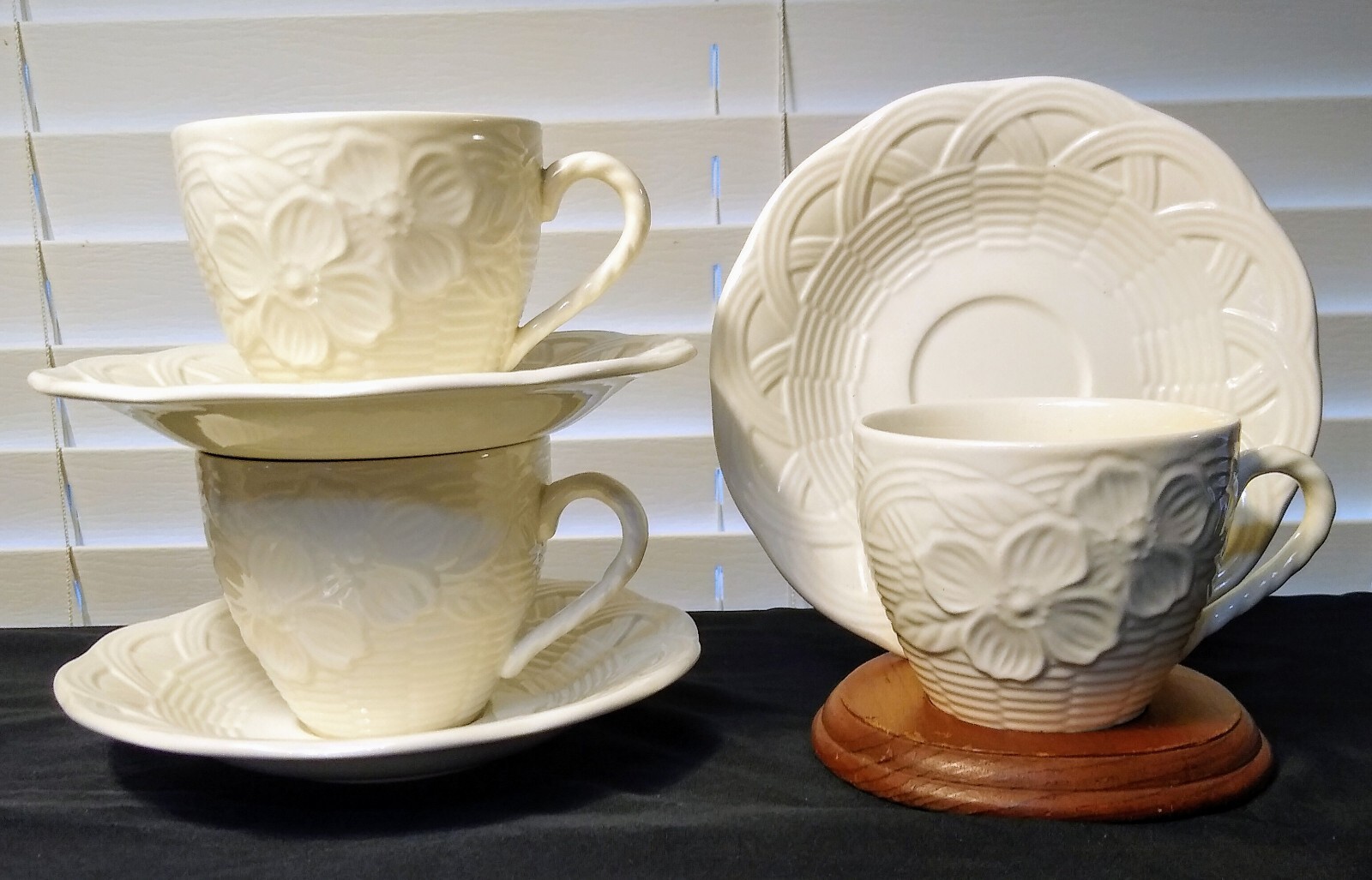 Set Of 3 Mikasa Flower Basket White Embossed Scalloped Edge Cup ...