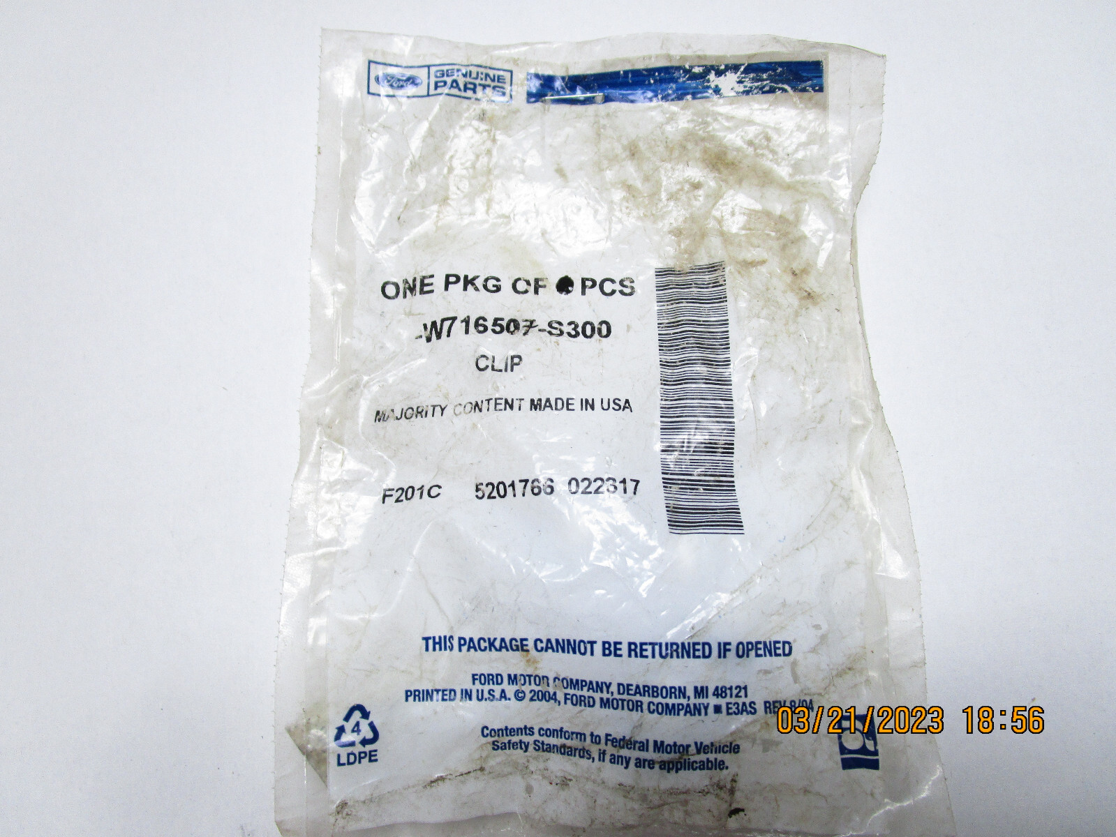 Genuine OEM Ford -W716507-S300 Side Body Panel Molding Clip | eBay