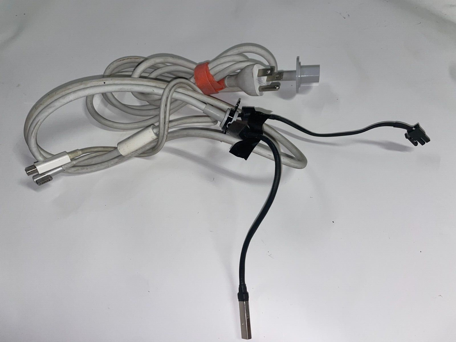 Apple Cinema Display A1407 Magsafe Cable Assembly with Power Cord. | eBay