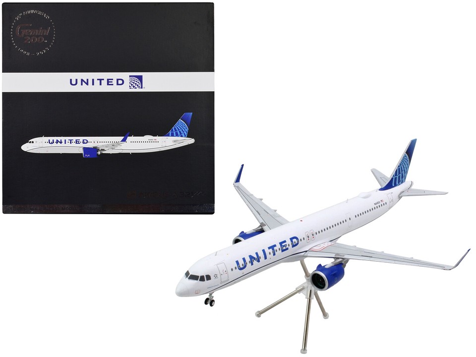 Airbus A321neo Commercial Aircraft "United Airlines" (N44501) White ...