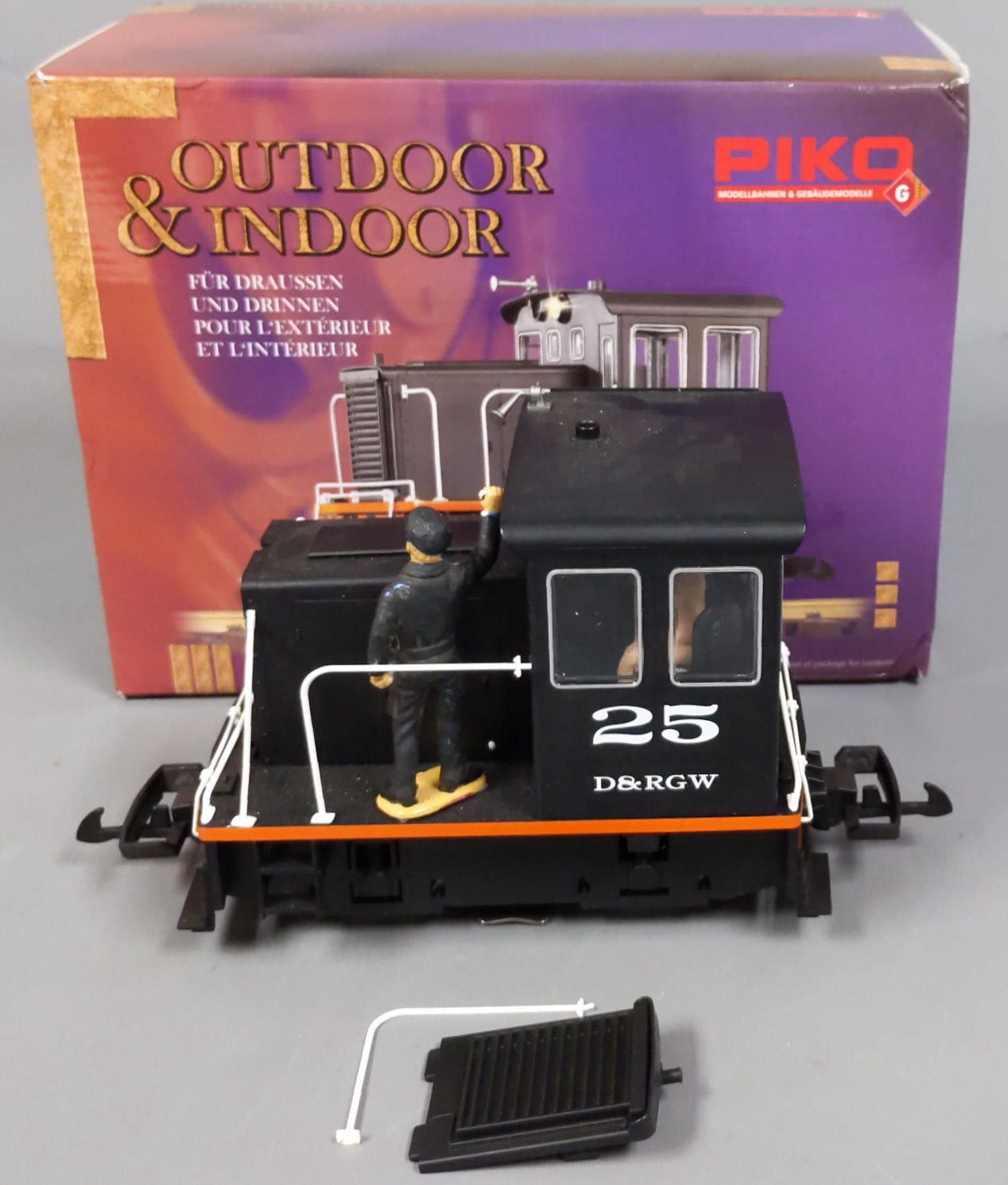 Piko 38500 G Scale Denver & Rio Grande Western 25-Ton Switcher Diesel ...
