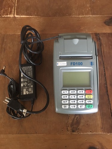 First Data FD100 Credit Card Machine 001078064, Power Supply & 6 Rolls ...