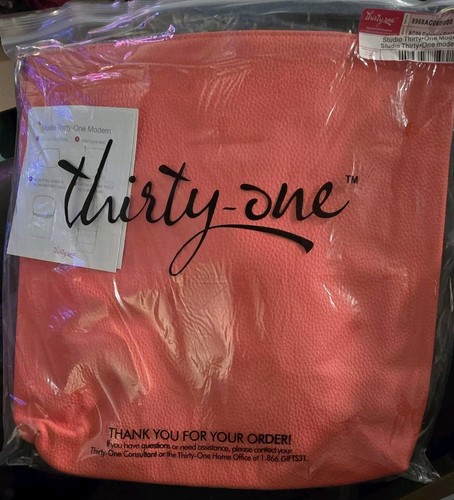Studio Thirty-One Modern Body ONLY NWT Calypso Coral Customizable Bag ...