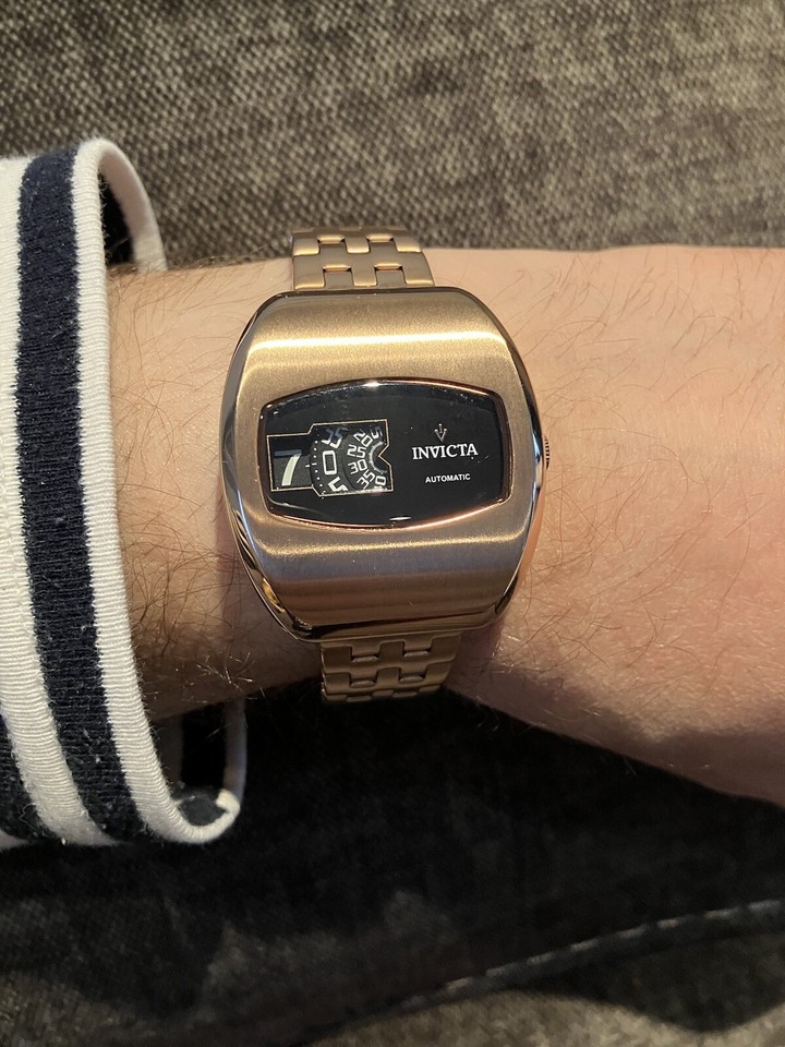 Invicta Mens Vintage Style Automatic Jump Hour Watch - Model Number ...