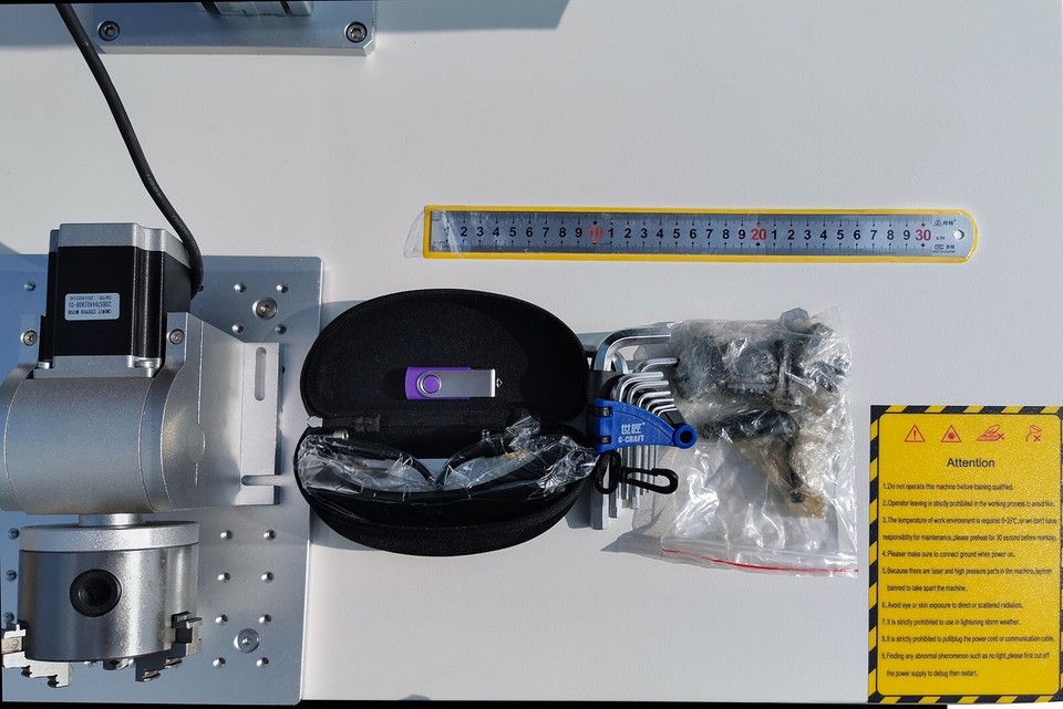 Raycus 100W Fiber Laser Metal Engraver Cutter Machine Rust Removal ...