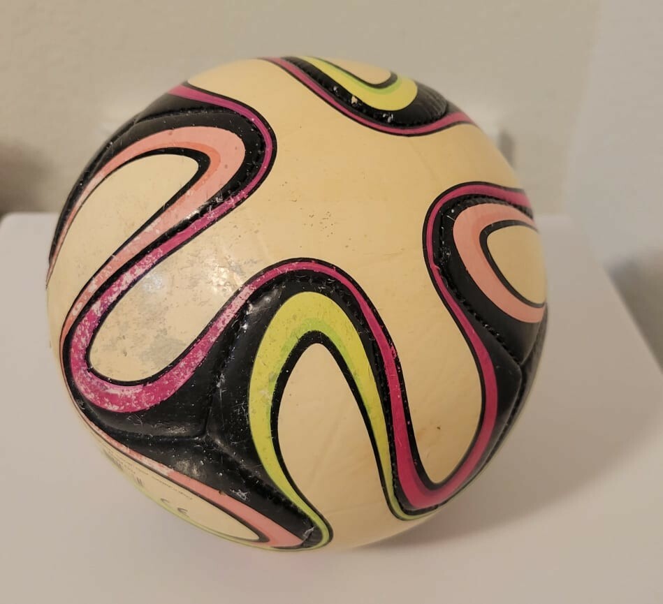 RARE ADIDAS BRAZUCA OFFICIAL SOCCER MATCH mini BALL FIFA WORLD CUP 2014 ...