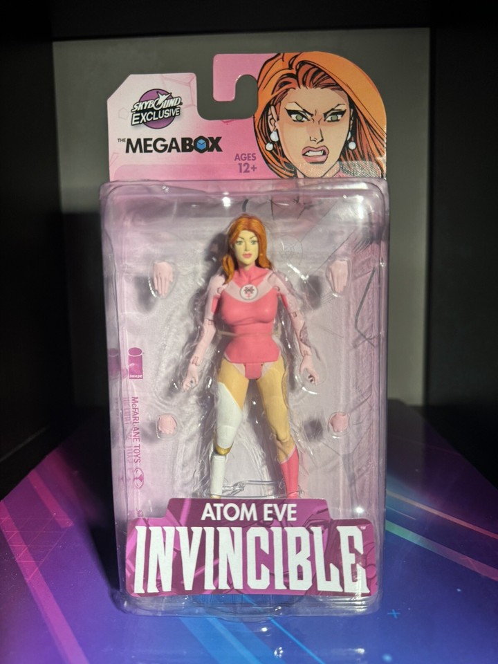 Skybound Megabox Exclusive Invincible Atom Eve Action Figure Image ...