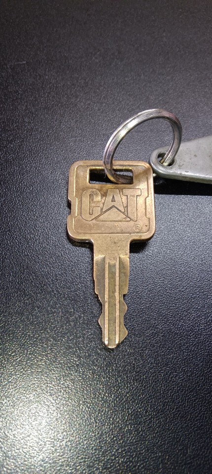 Vintage Brass OEM Caterpillar CAT 5P8500 Key Do Not Duplicate | eBay