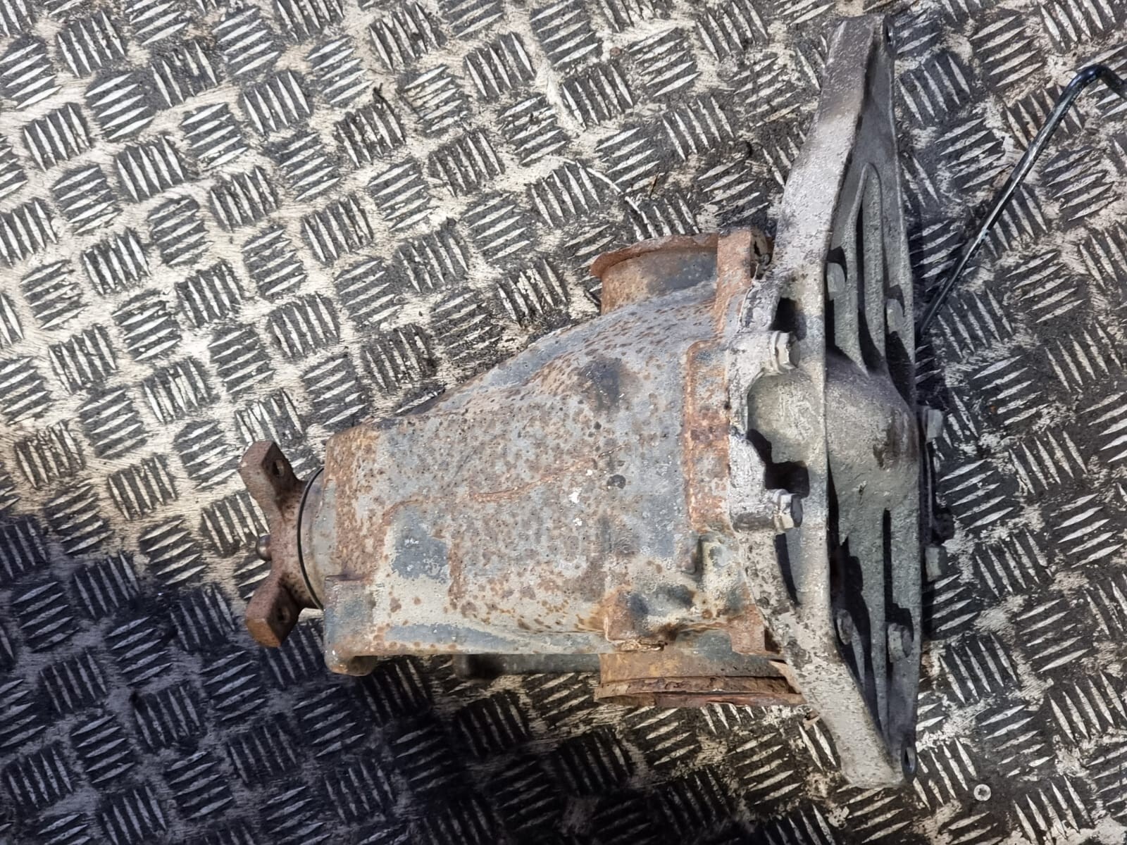 MERCEDES VITO DIFF 52:15 3.467 A4473501014 2.2 cdi MAN W447 2016 ...