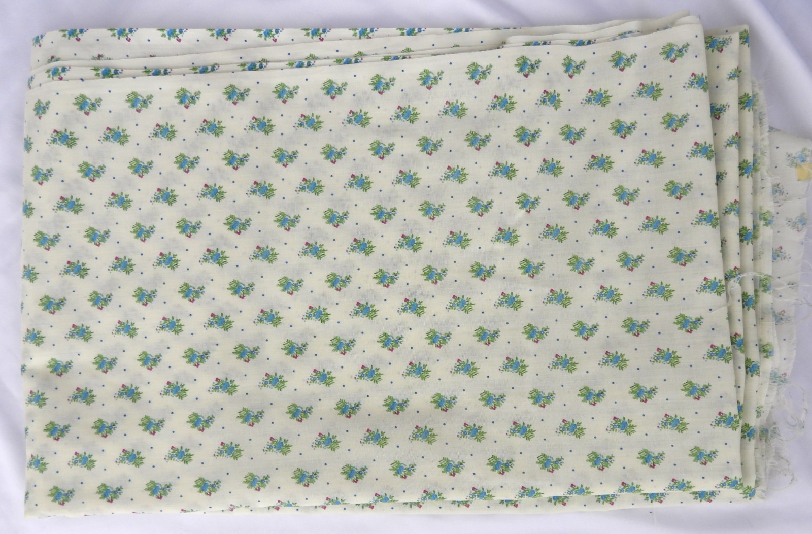 Small Blue Pink Green Flowers Floral Polycotton FABRIC Goods 3+ Yards ...