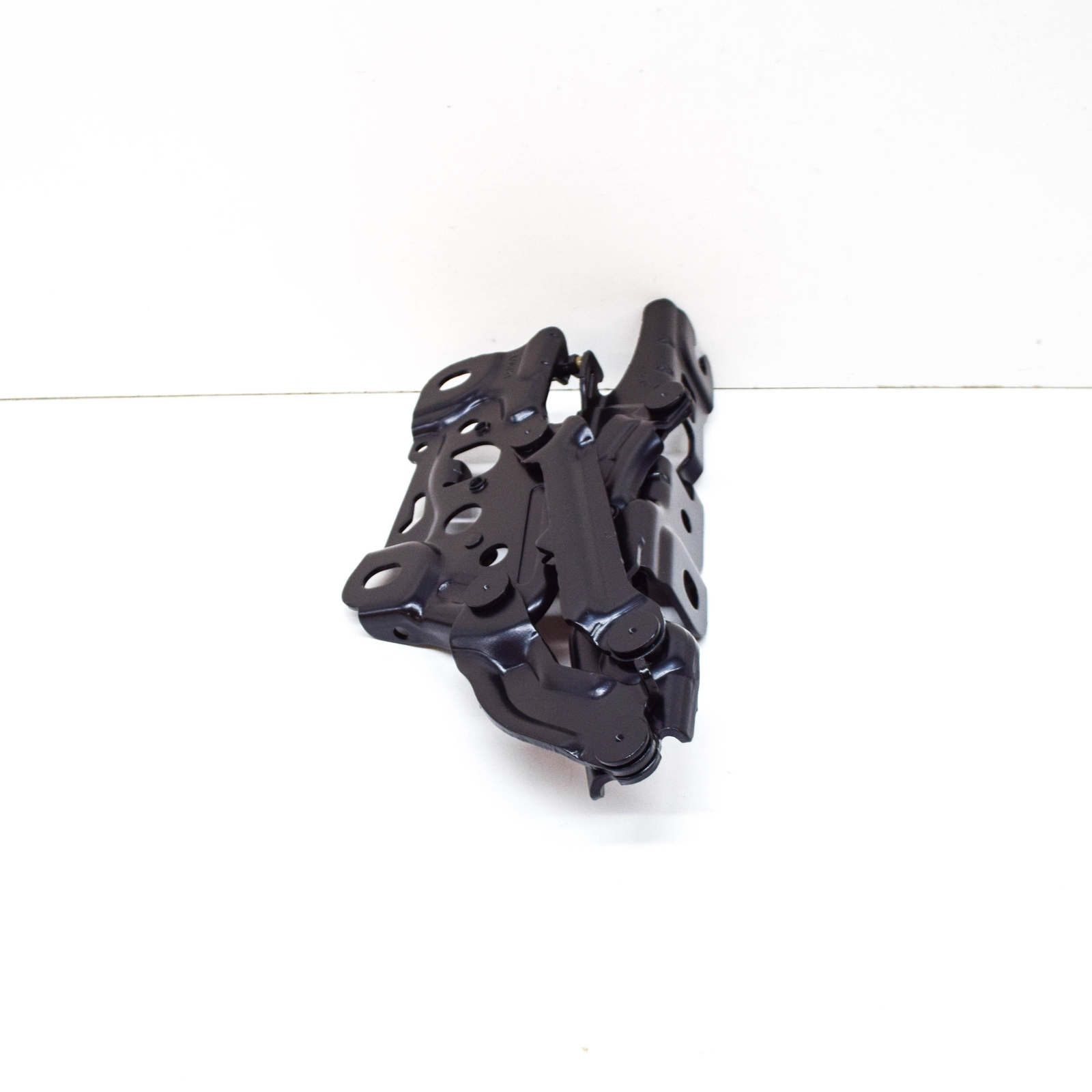 BMW 5 G30 Front Left Engine Bonnet Hinge 41007427051 NEW | eBay