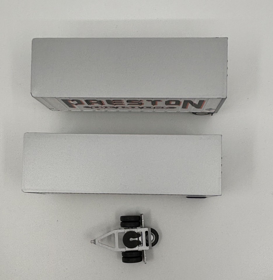 HO Athearn 91049 Preston Two 28’ Wedge Truck Trailers & Dolly | eBay