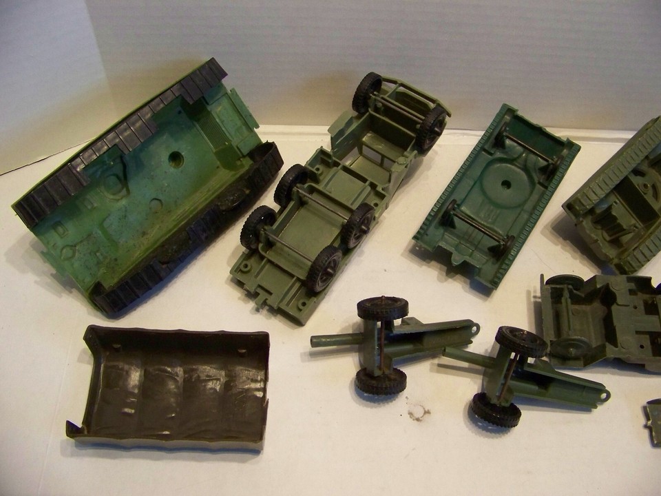 Vintage 1960's plastic army tanks, trucks, figures Lot Tim Mee ...