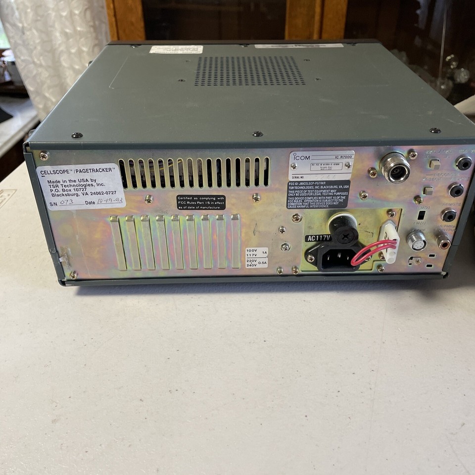 ICOM IC-R7000 HF, VHF, UHF wide band communication receiver Estate | eBay