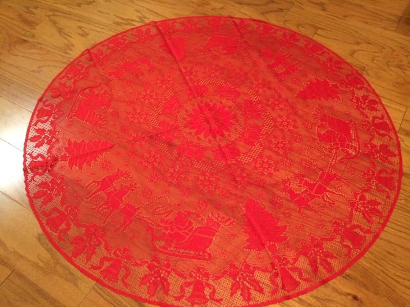Heritage Lace 45” Round Red Christmas Table topper/ Runner (150) | eBay