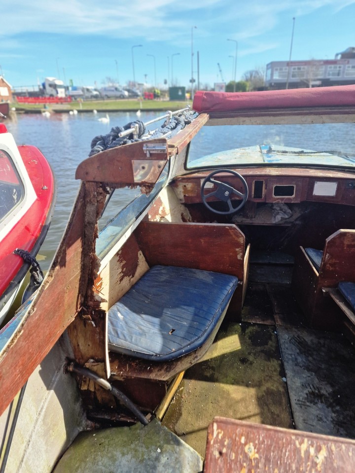SEAMASTER RIVER BOAT with Vetus inboard diesel engine | eBay UK