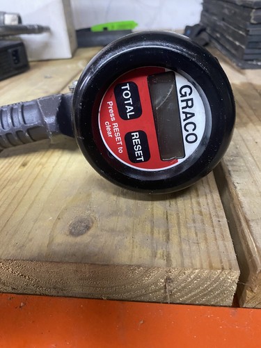 GRACO Digital Electronic Fluid Oil Meter Metering Dispenser Valve Gun ...