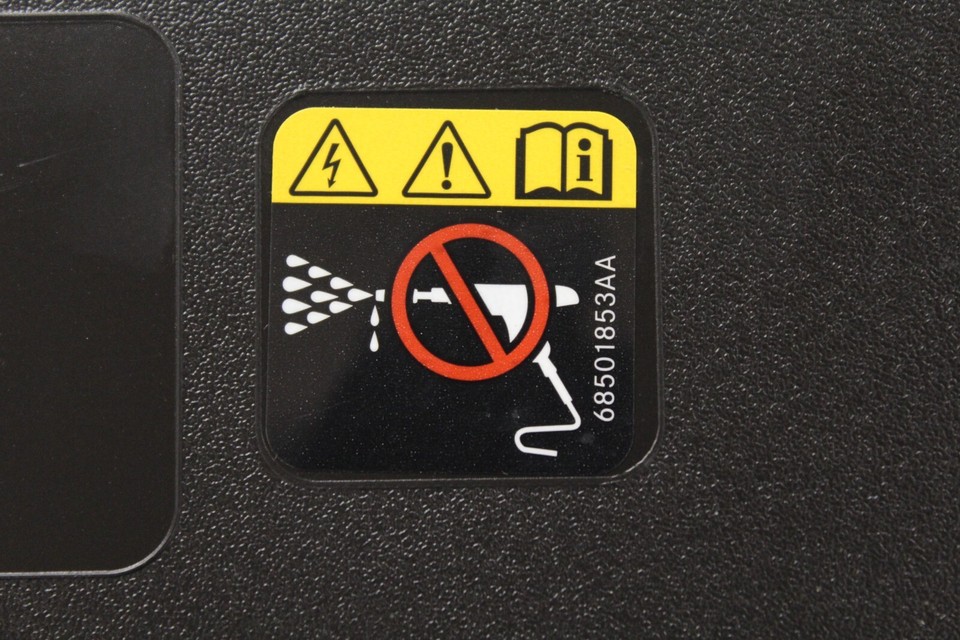 2021-2023 Jeep Closeout Panel Mopar# 68374964AC Replaces 68374964AB | eBay