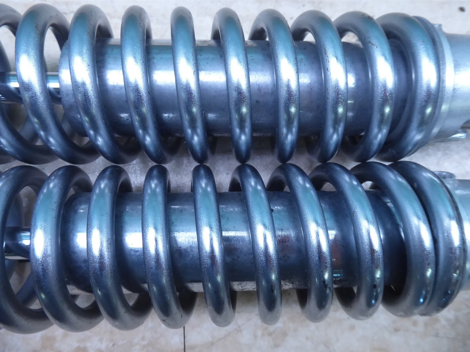 Vintage Custom Red Wing Motorcycle Shocks Dampers Pair #KM-C PL1058-BP1 ...