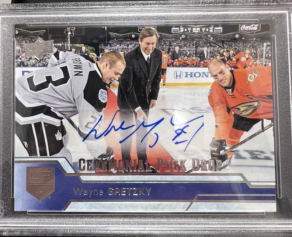 WAYNE GRETZKY UPPER DECK SERIES ONE 2016-17 CEREMONIAL PUCK DROP AUTO ...