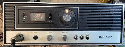 VINTAGE Midland Model 13-863B Base Station CB Radio With Microphone ...