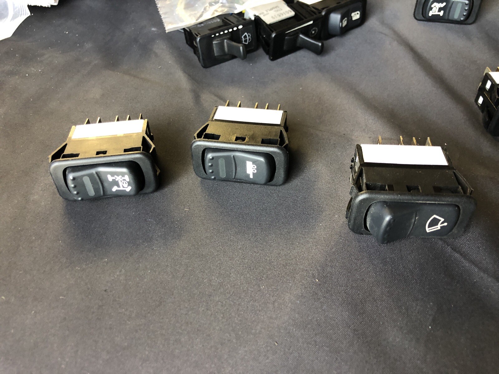 Hummer H1 Alpha Dash Switches, Rear Locker Switch Or Tow Switch, More ...