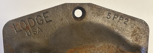 Vintage Lodge Cast Iron Fish Mold Pan Perch Cornbread Muffin ...