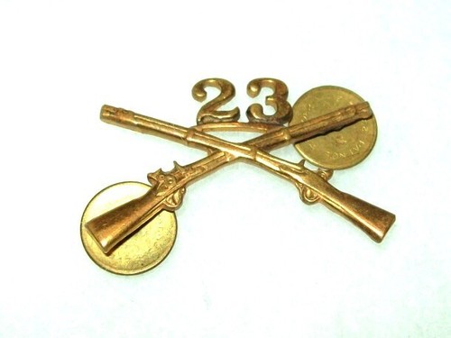 ORIGINAL LATE 1940's 23rd INFANTRY REGIMENT OFFICER COLLAR INSIGNIA ...