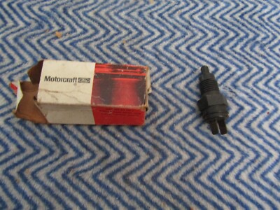 NOS 1973 - 1980 FORD PINTO 1974 - 1989 MUSTANG MANUAL TRANS BACKUP ...