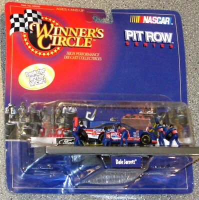 DALE JARRETT~1998 WINNER'S CIRCLE NASCAR PIT ROW&PIT CREW~NEW 1/64 ...
