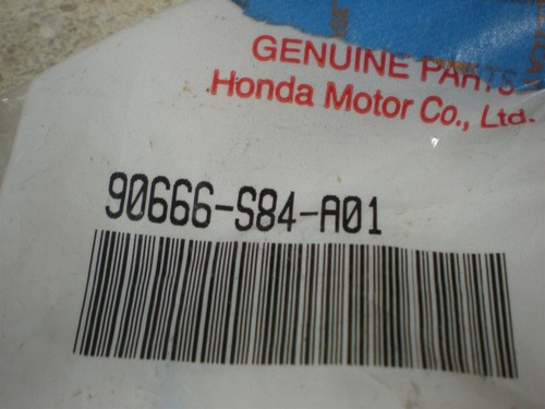 NOS OEM Honda Snap Fitting Clip 2002-08 FSC600 GL1800 90666-S84-A01 | eBay