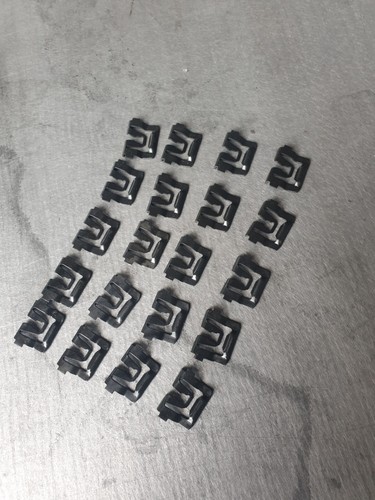 Ford F Truck F100,F250,F350,Bronco 81-96 Windscreen Upper Molding Clips ...