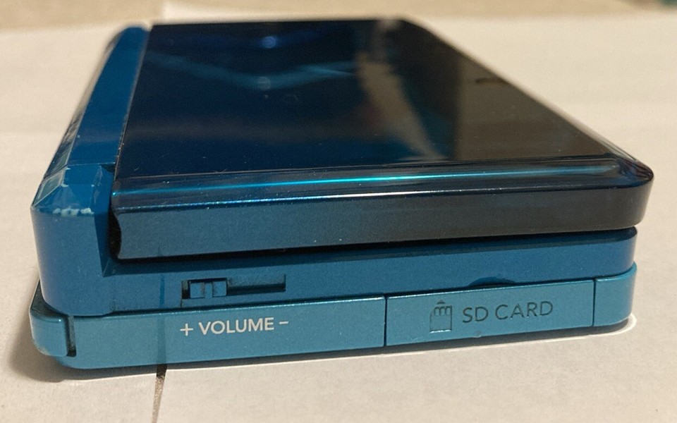 Nintendo 3DS Handheld System Console Aqua Blue Teal Model CTR-001 ...