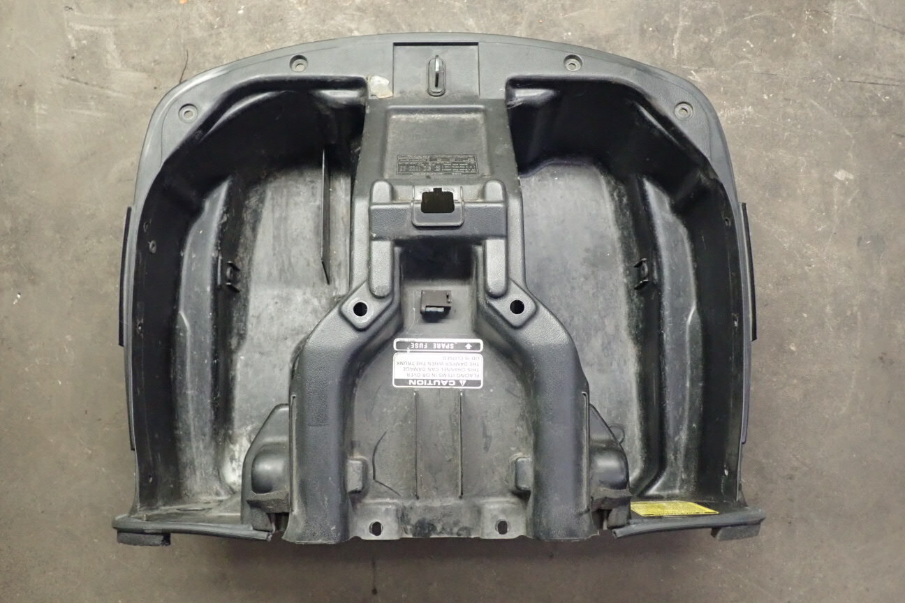 1989 HONDA PACIFIC COAST PC800 REAR STORAGE POCKET TRUNK | eBay