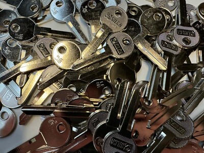 Cabinet key blanks, 100 blanks per box, see description for details ...