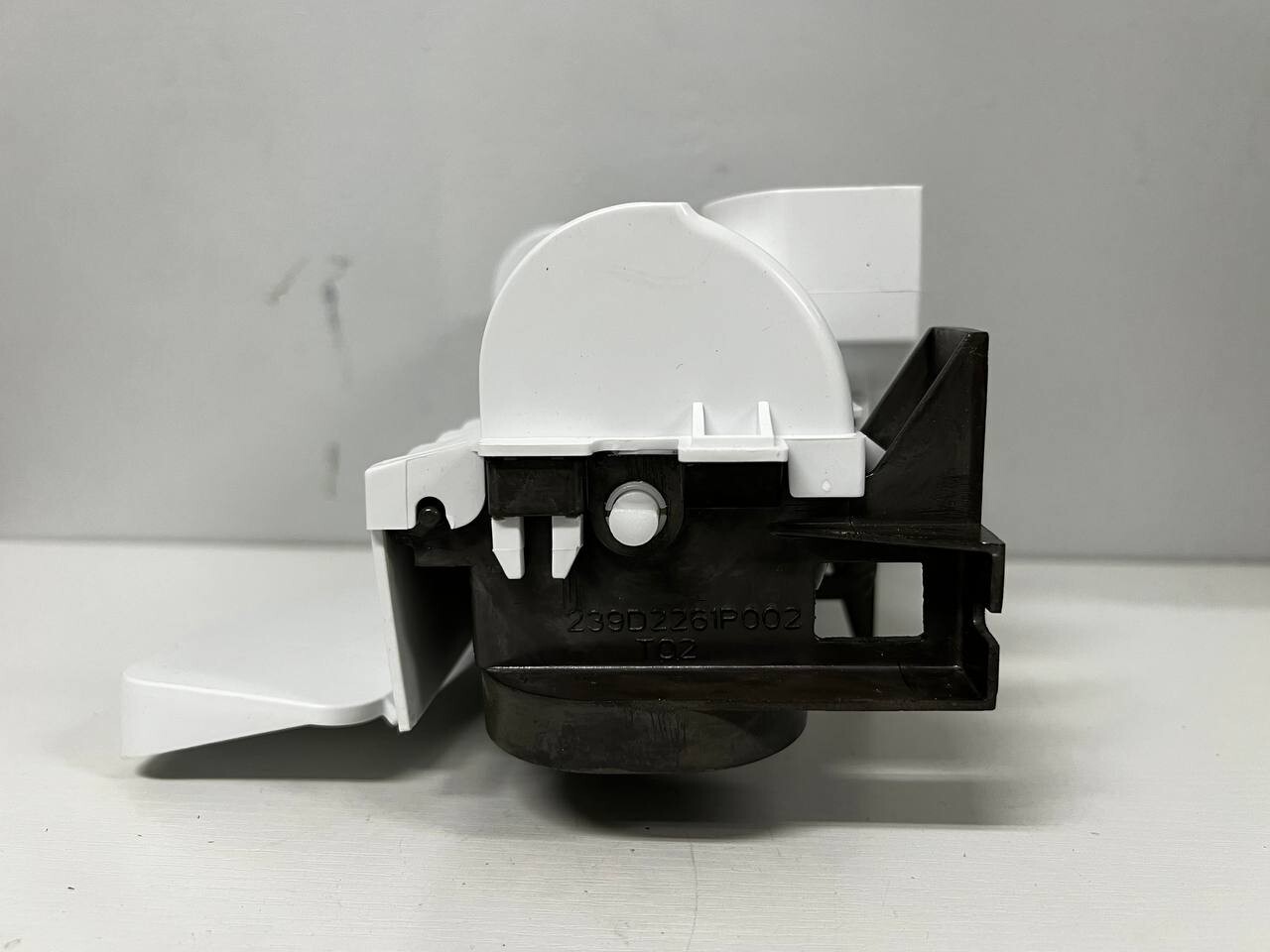 Genuine OEM GE Refrigerator Ice Maker Assembly WR30X28731 | eBay