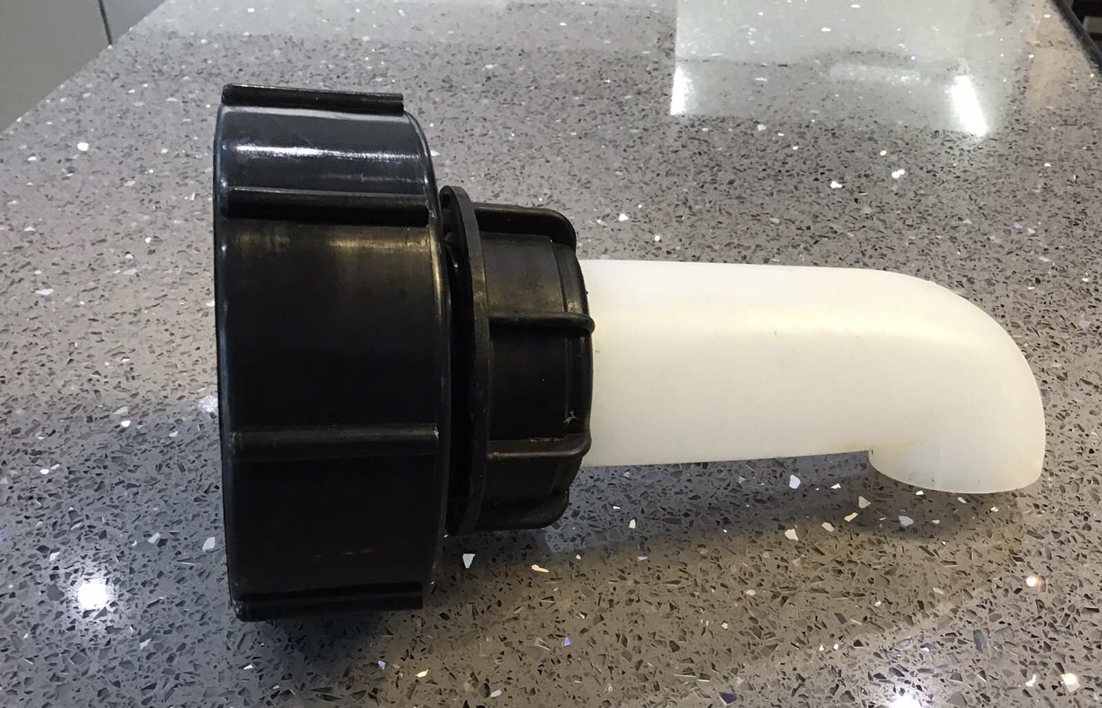 60 X 50mm IBC Tank Spout Outlet Tap Fitting water oil fuel Pour Diesel ...