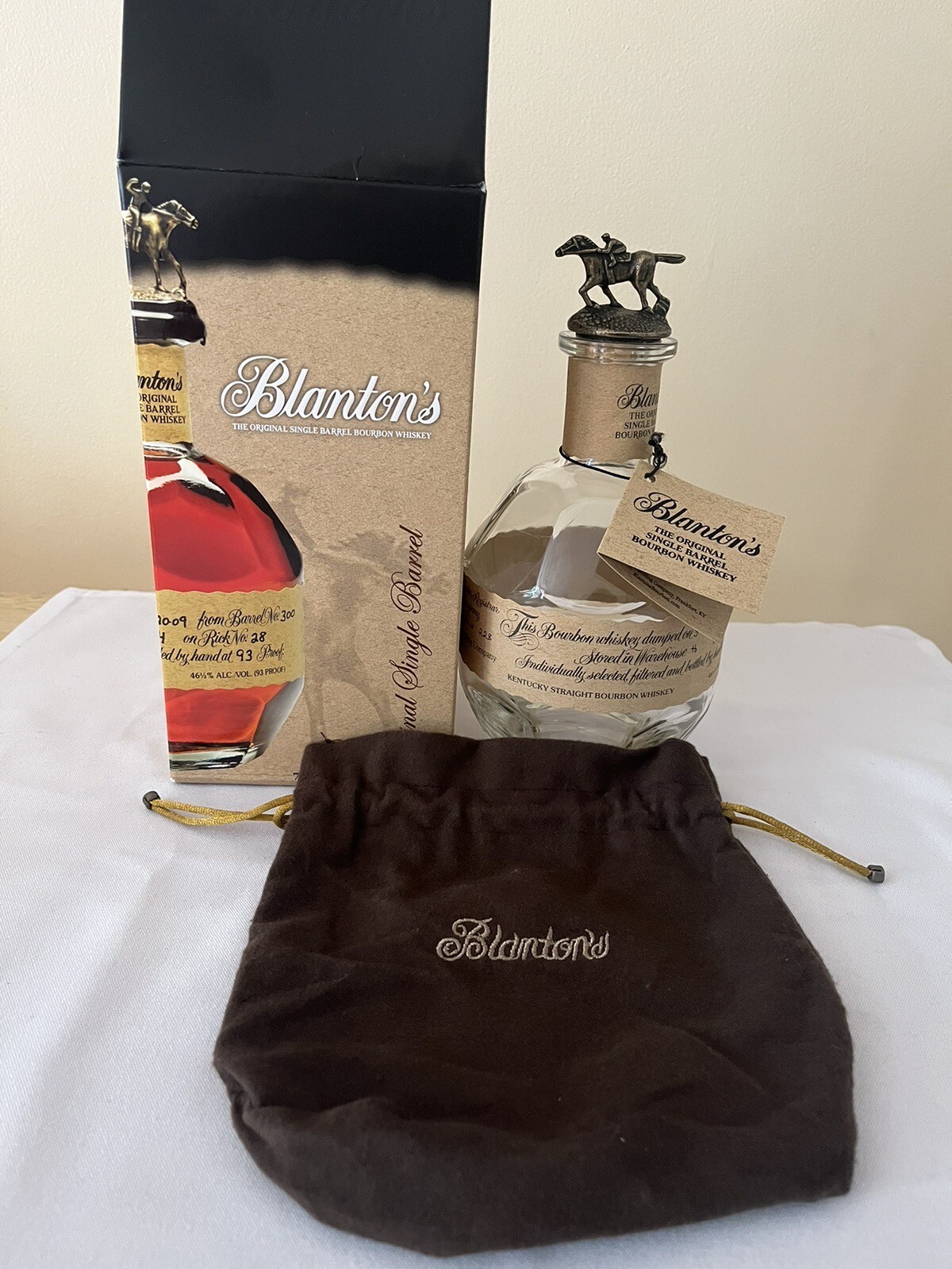 Blanton's Bourbon 750 ML Empty Bottle In Box Bag With Horse Stopper and ...