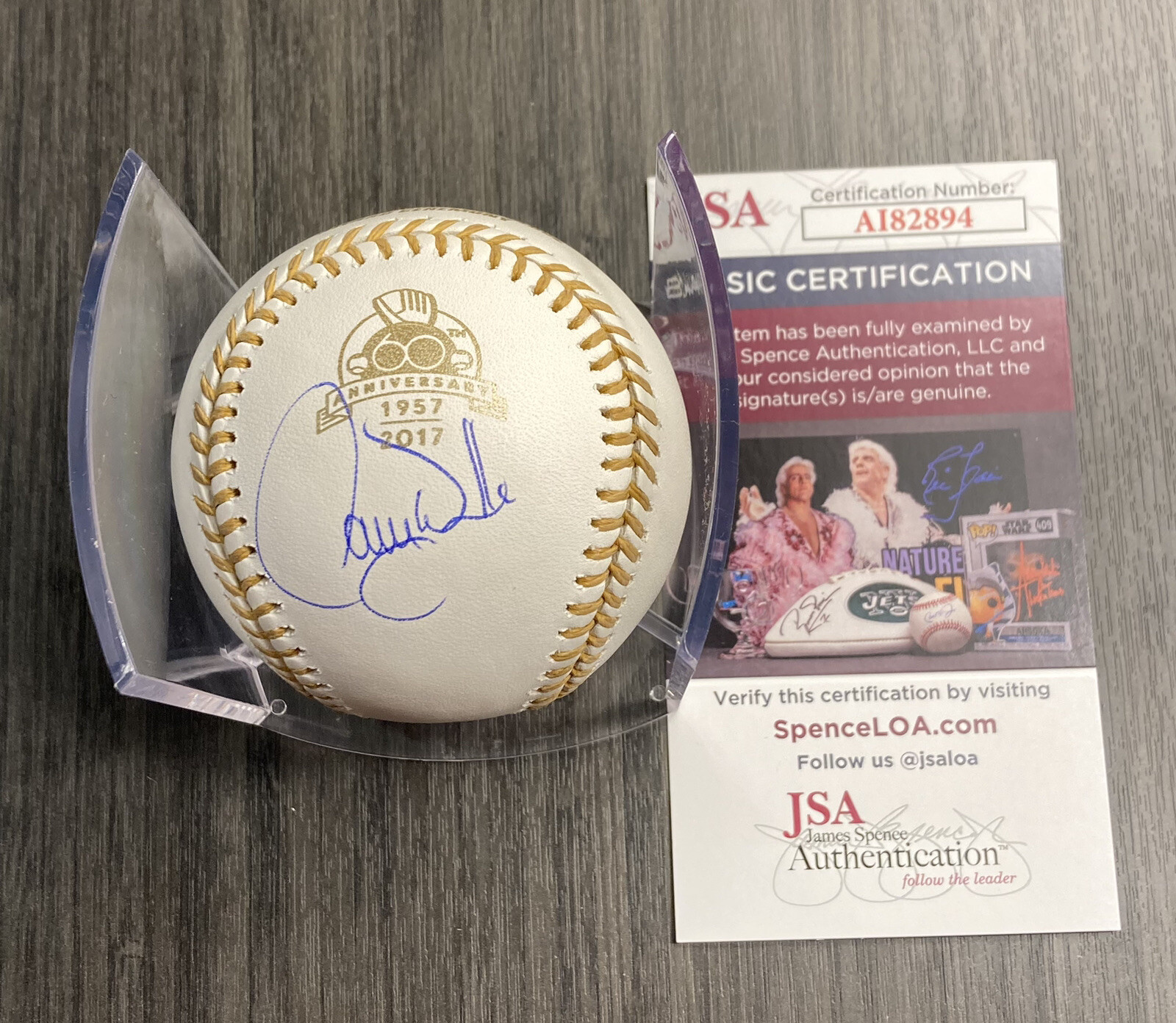 Larry Walker Autographed Memorabilia | Signed Photo, Jersey ...