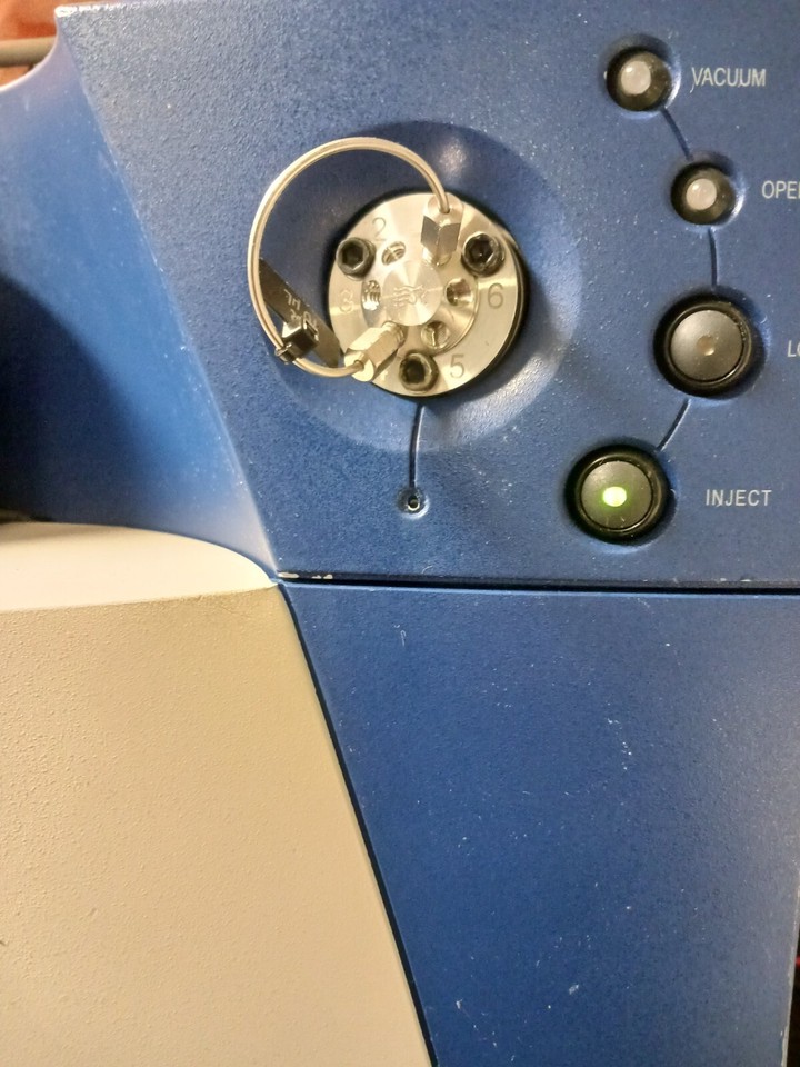 Waters Quattro Micro Mass Spectrometer and Work Station with MassLynx ...