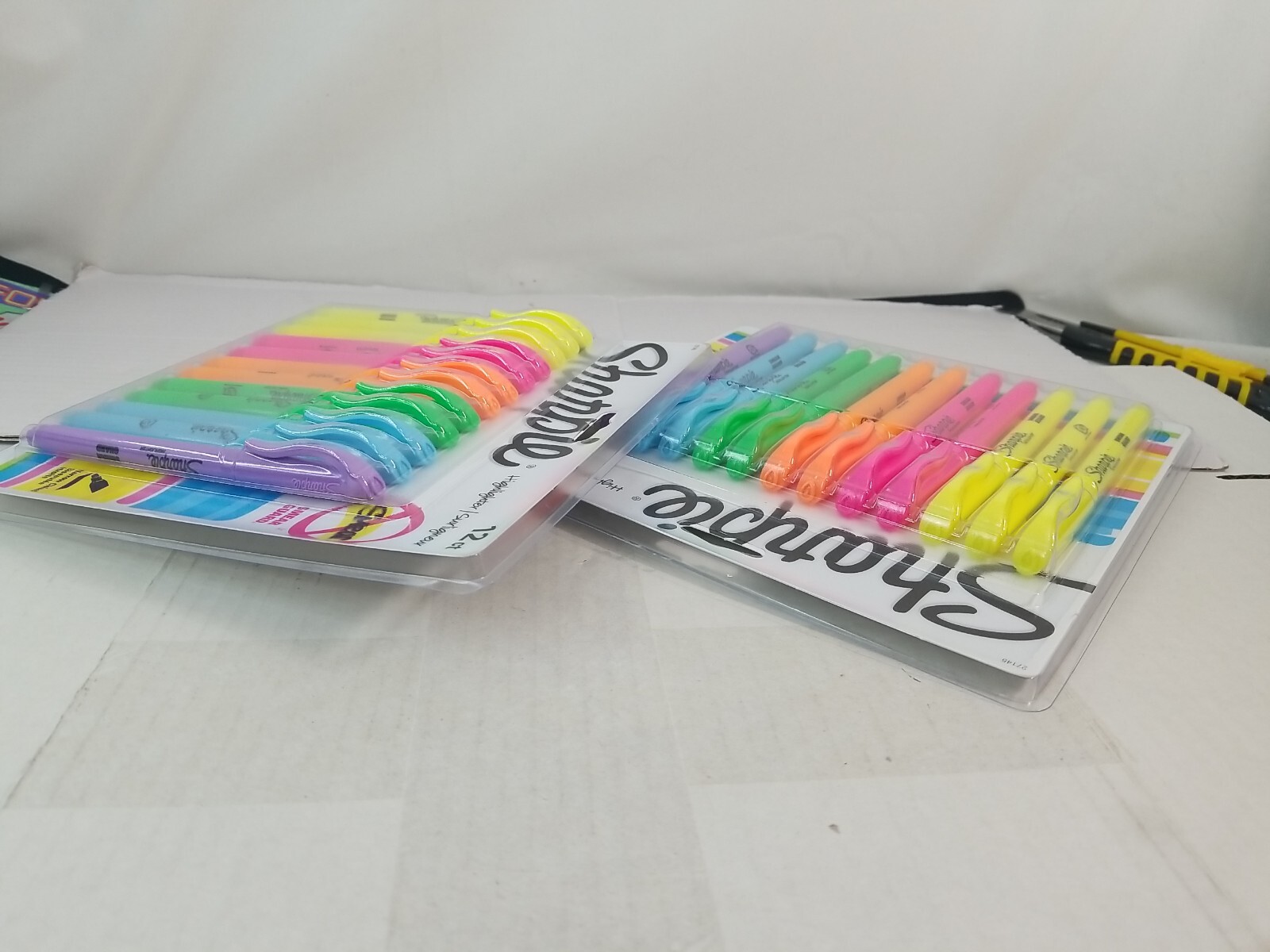 SHARPIE Multicolor Highlighter w/ Smear Guard (24 Count Total) Narrow ...